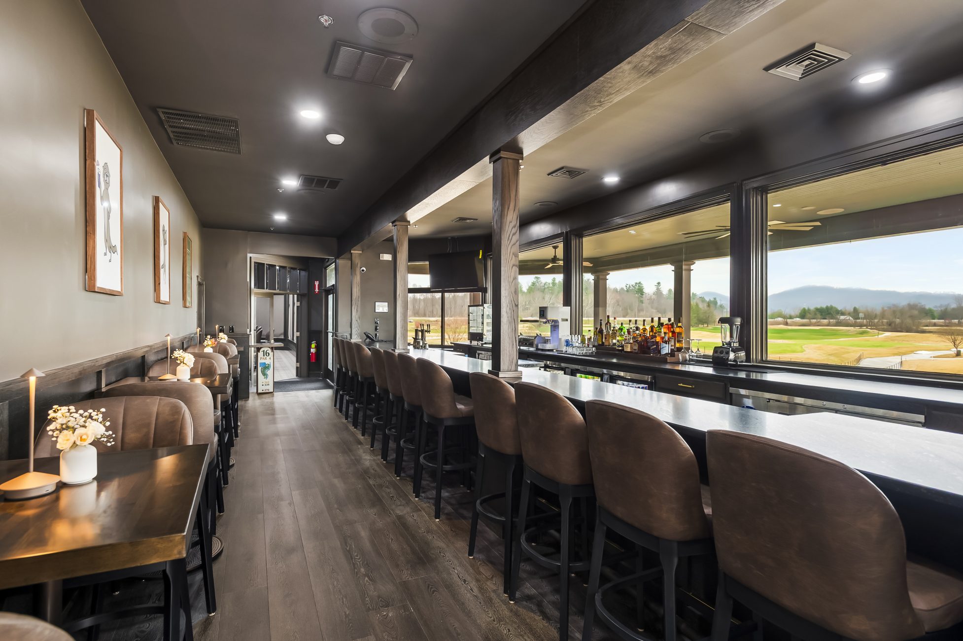 The Bevy Bar & Grill - Broadmoor Golf Links